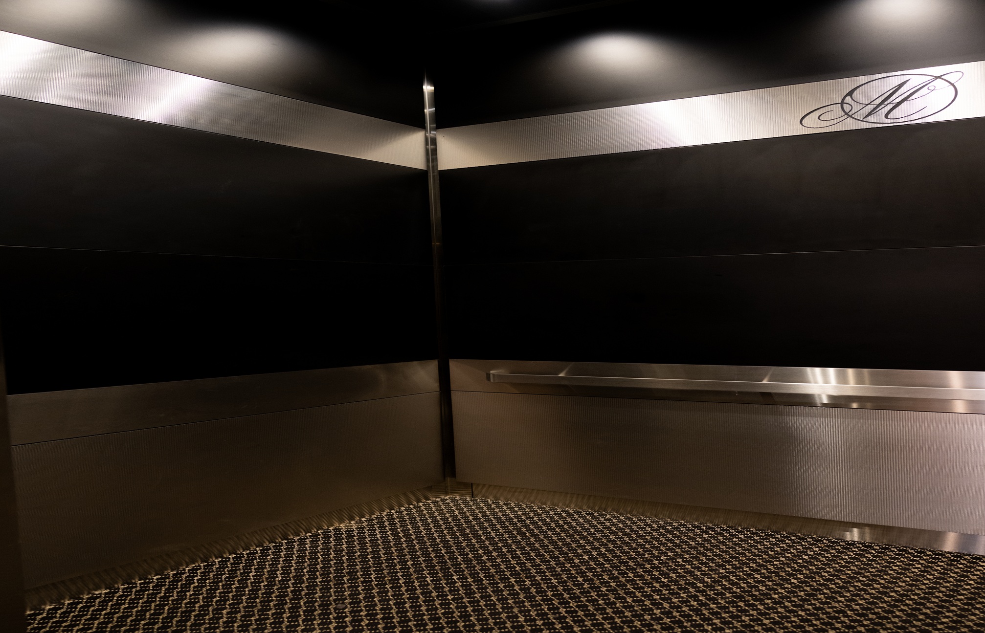 Top Elevator Cab Design Trends for 2025: What’s In and What’s Out